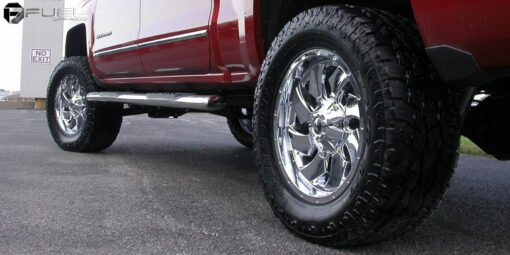 Chevrolet Silverado 1500 w/ 20x9 Fuel Cleaver D573 Wheels
