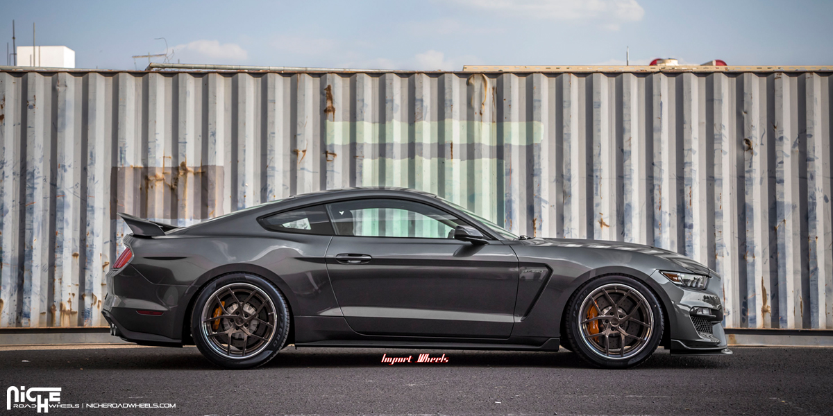 Ford Mustang w/ 20 Niche Caprese Wheels and Tires Package - WheelsASAP