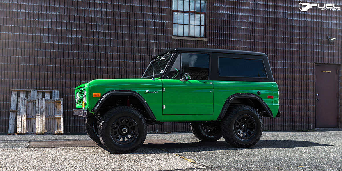 Ford Bronco w/ 17x9 Fuel Vector - D579 Wheels - WheelsASAP