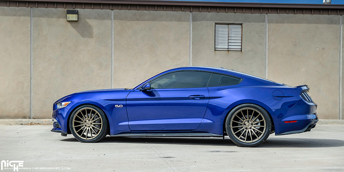 Ford Mustang w/ 20x8.5 Niche Form M158 Wheels