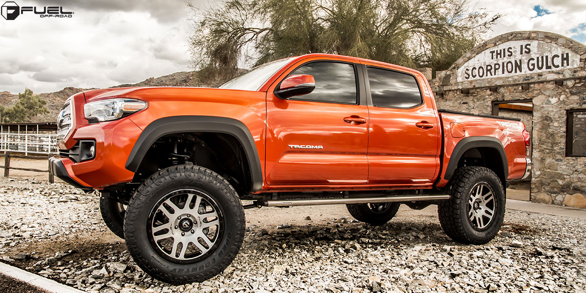 Toyota Tacoma w/ 20 Fuel Recoil D585 Wheels