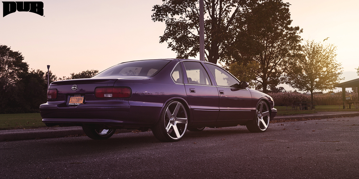 Chevrolet Impala w/ 22x9.5 DUB Baller S115 Wheels