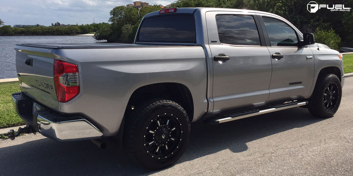 Toyota Tundra w/ 20x9 Fuel Krank D517 Wheels