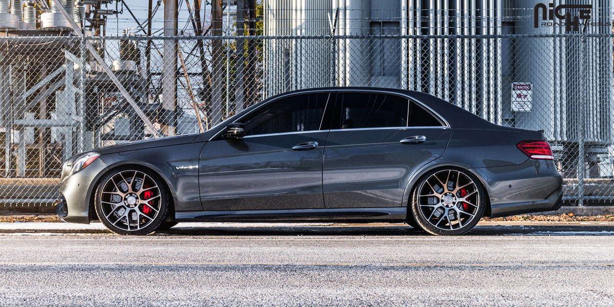 Mercedes-Benz AMG E63 w/ 20x9 Niche Intake M159 Wheels
