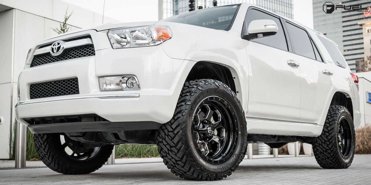 Toyota 4Runner w/ 20x10 Fuel Savage D563 Wheels